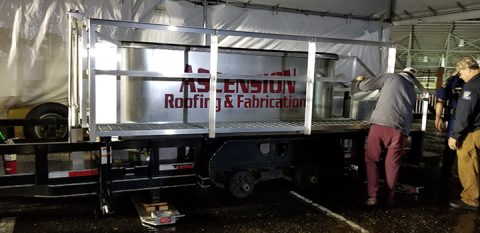 Measuring the World's Largest Pot of Gumbo | Michelli Weighing ...